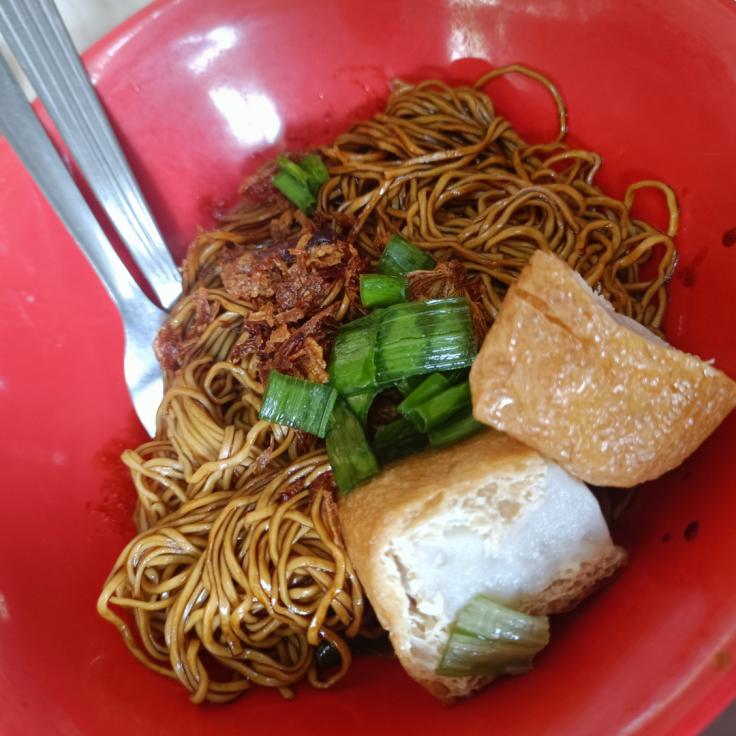 Roti Bun Bakar Kaya Mentega Sedap Sangat di Original Kluang Rail Coffee ...