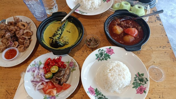 Jomput Singgah Makan Lomak Salai di Tampin, Negeri Sembilan ...